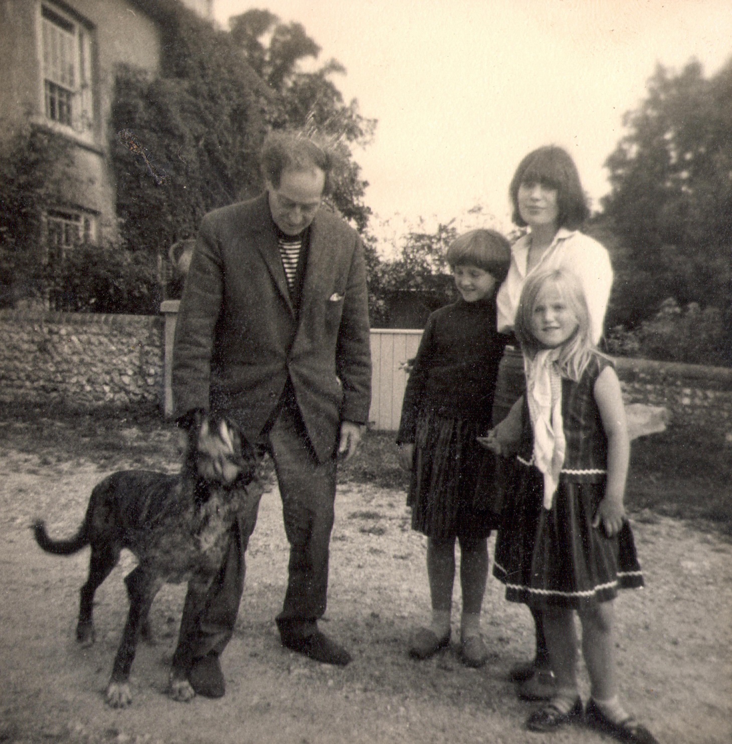 Charleston — Henrietta Garnett: 1945 – 2019