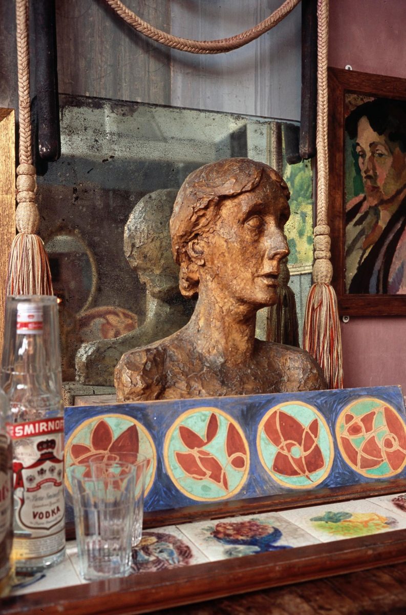 Charleston — Bust of Virginia Woolf