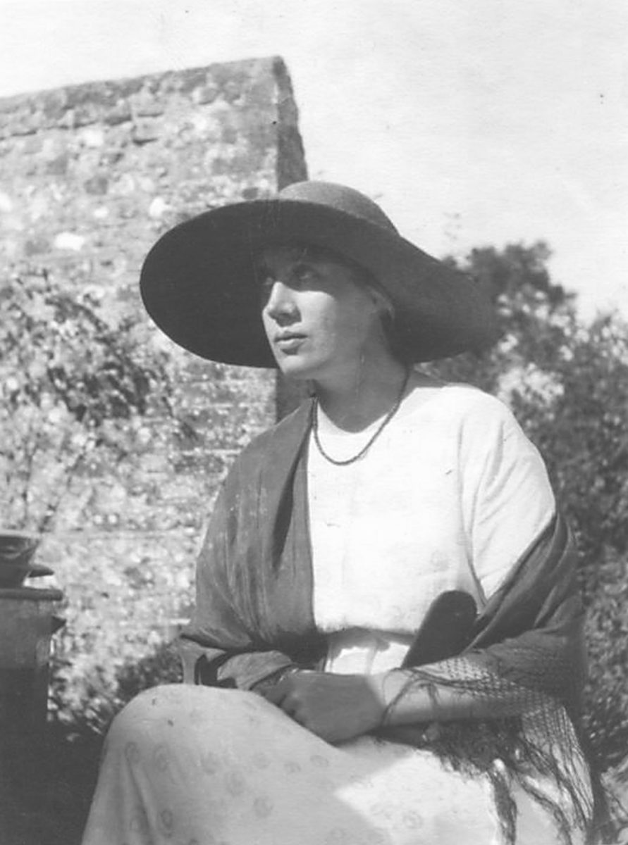 Charleston — Six works that trace Vanessa Bell’s fearless reinvention ...