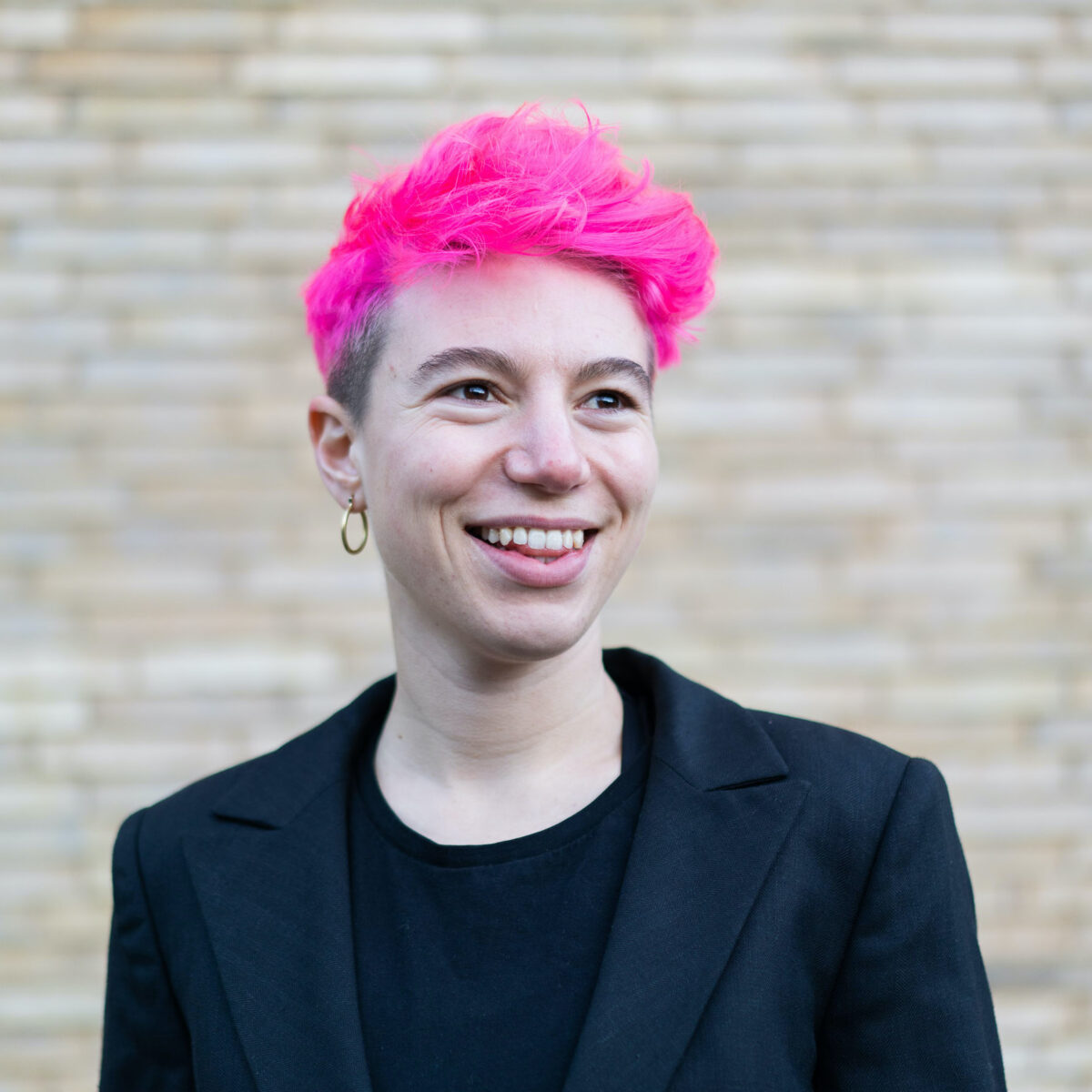 Charleston — Q&A with artist and educator Lily Ash Sakula